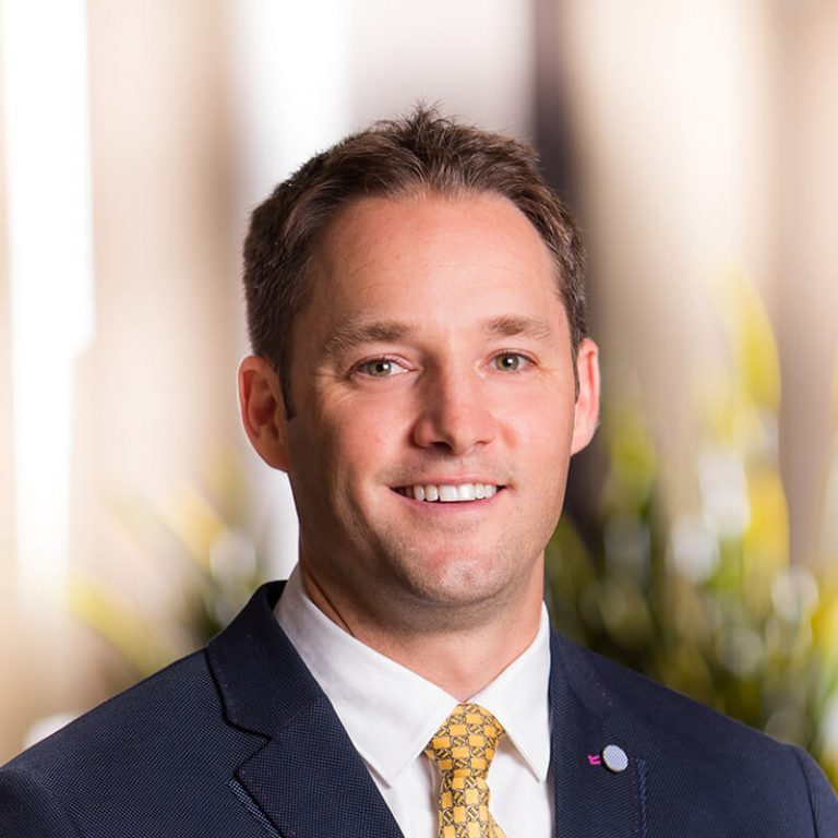 Iain J. MacEwan, MD – Proton Doctors Professional Corporation